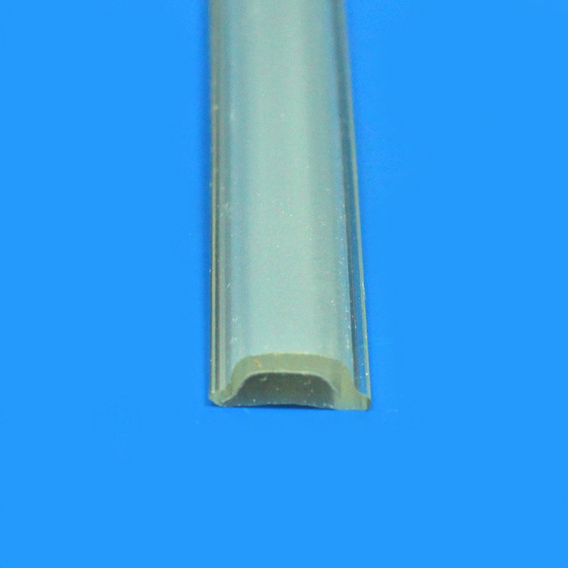 PT10A: Windscreen filler/locking strip - 'Chrome' finish plastic ...