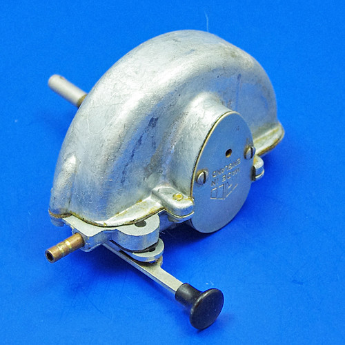459: Vacuum wiper motor - Small windscreen mounted. - Wiper Motor ...